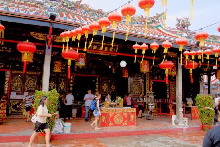 What to See in Melaka- Jonker Street & Other Top Places