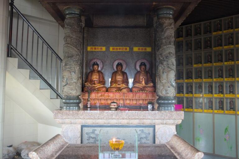 Sitiawan in 3 Days: Temples, Factory visit, and Beaches You’ll Love