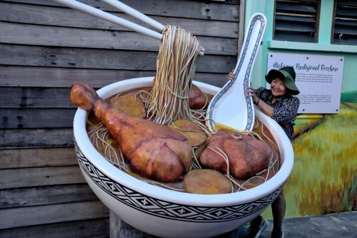 Sitiawan in 3 Days: Temples, Factory visit, and Beaches You’ll Love